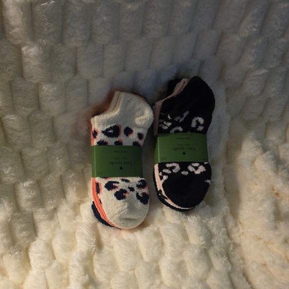 kate spade | Accessories | Nwt Kate Spade Cheetah Patterned Fuzzy Sock ...